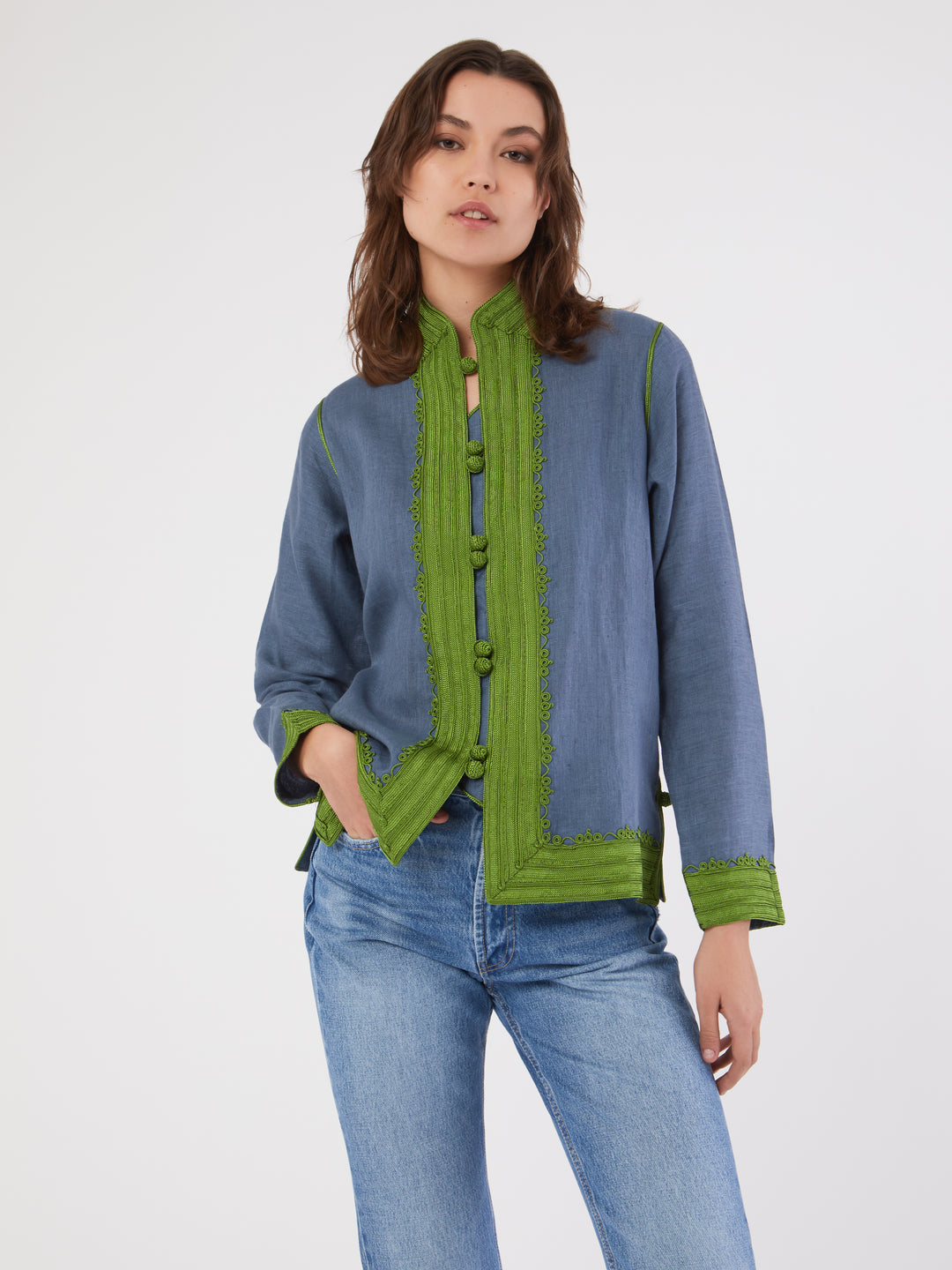 Folkloore Every hundred steps the world changes