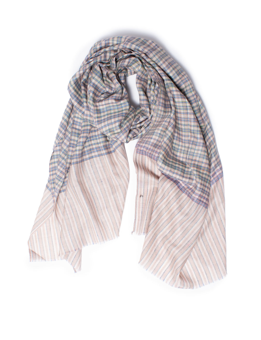 Folkloore Every hundred steps the world changes